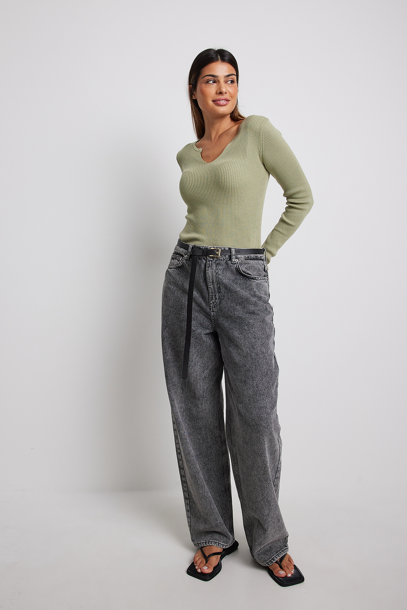 V-detail Light Rib Knitted Sweater Green | na-kd.com