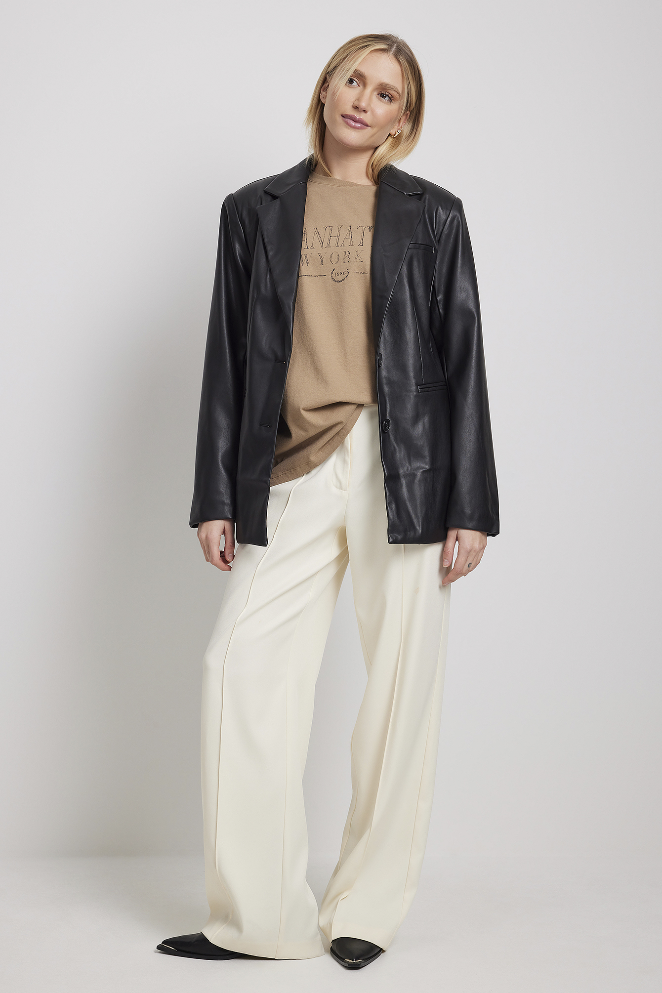 Manhattan Printed Oversized Tee Beige | na-kd.com