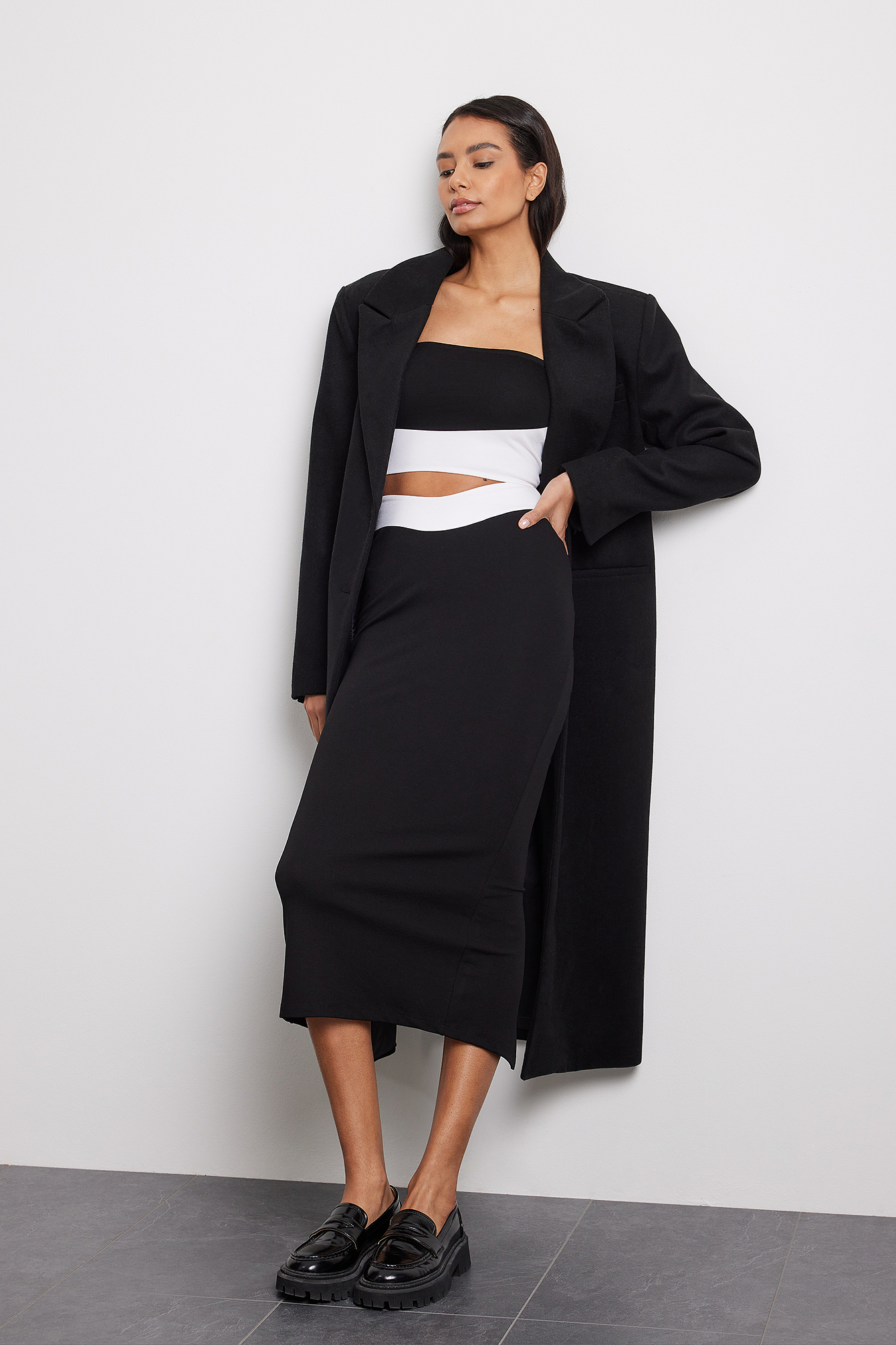 Oversize kappa Svart | na-kd.com