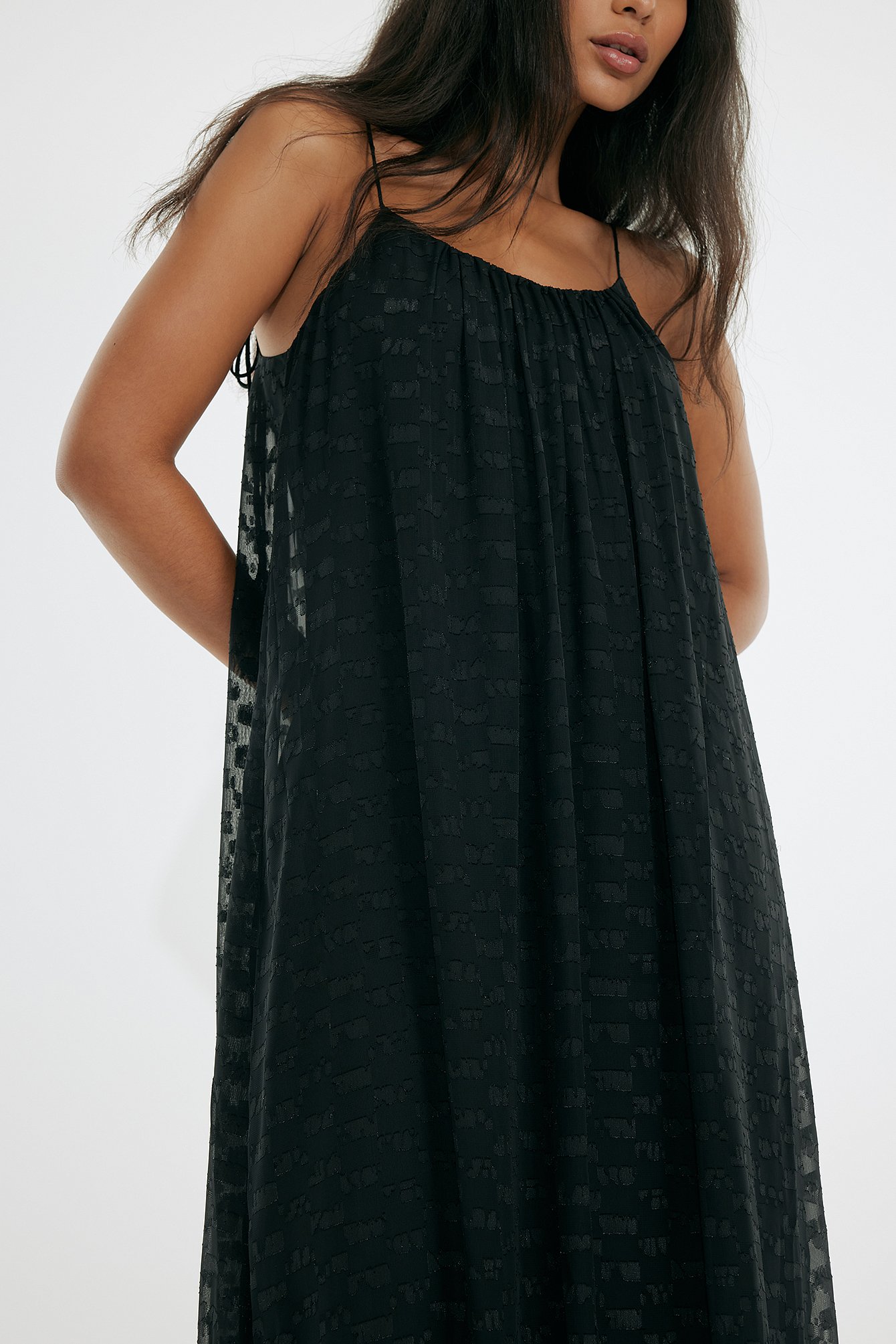 Structured Detail Maxi Dress Black | na-kd.com
