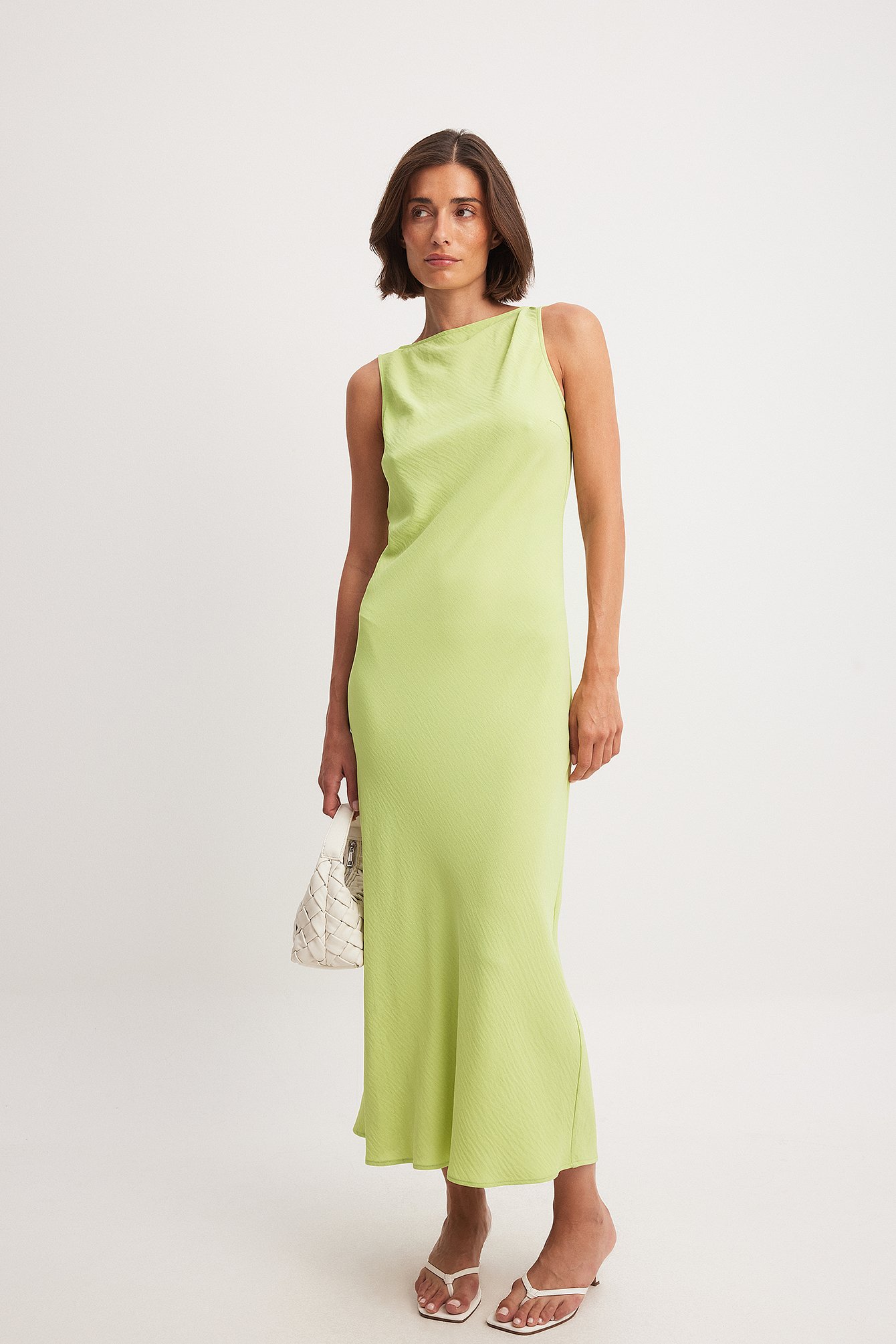 Structured Low Back Midi Dress Green | NA-KD