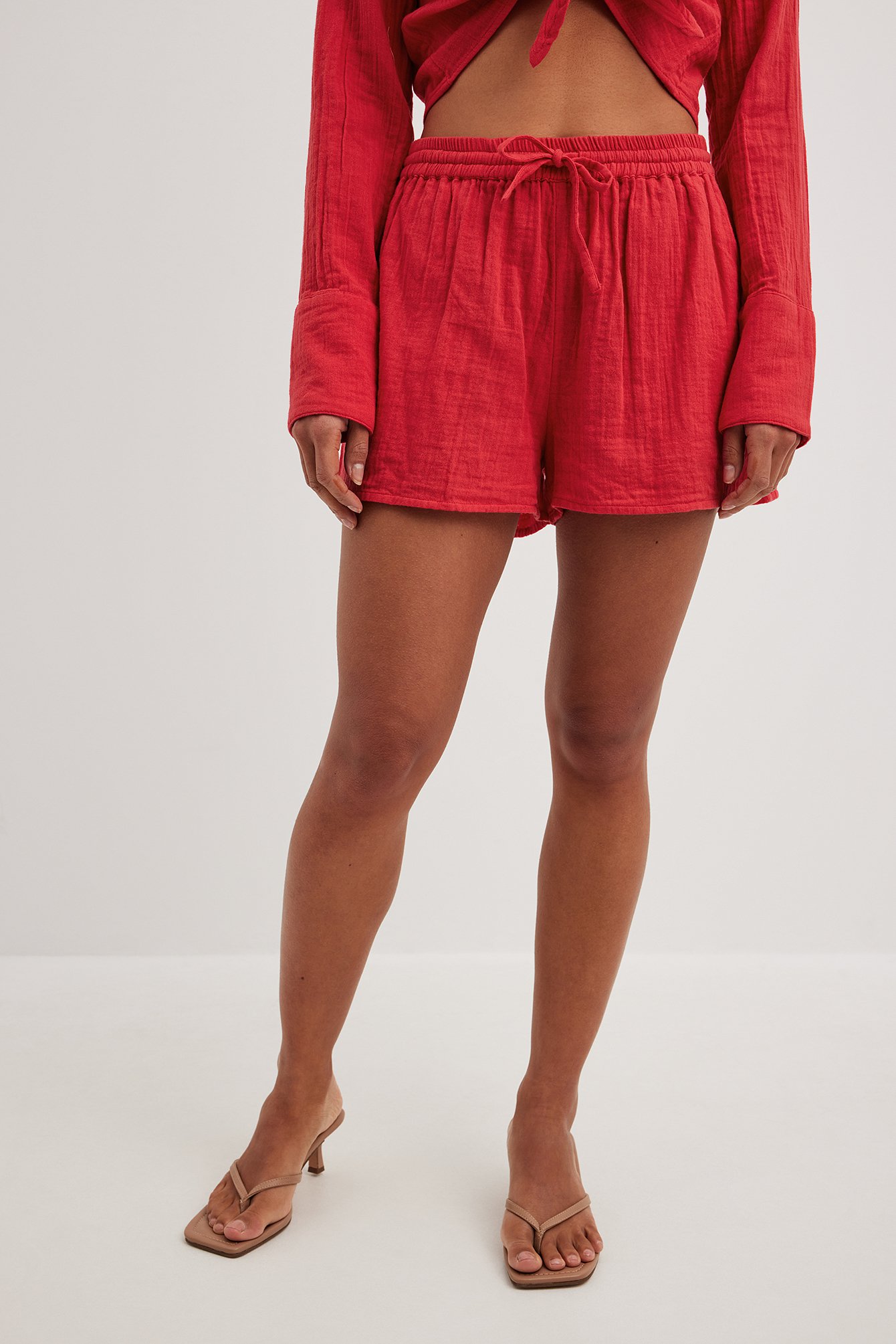 Structured Shorts Red | NA-KD