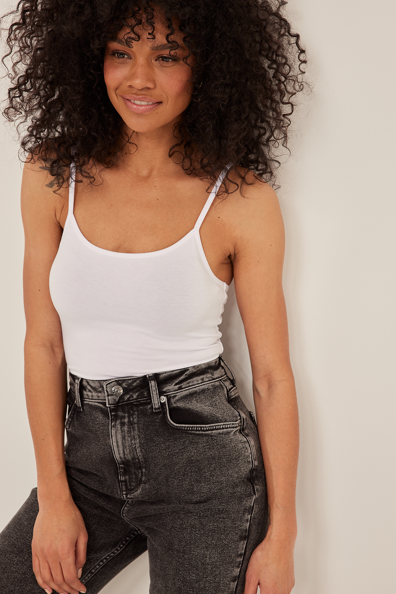 Thin Strap Viscose Singlet White | na-kd.com