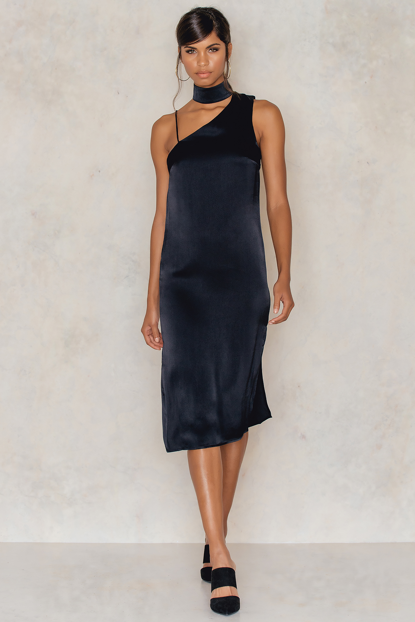Choker Slip Dress Black | NA-KD