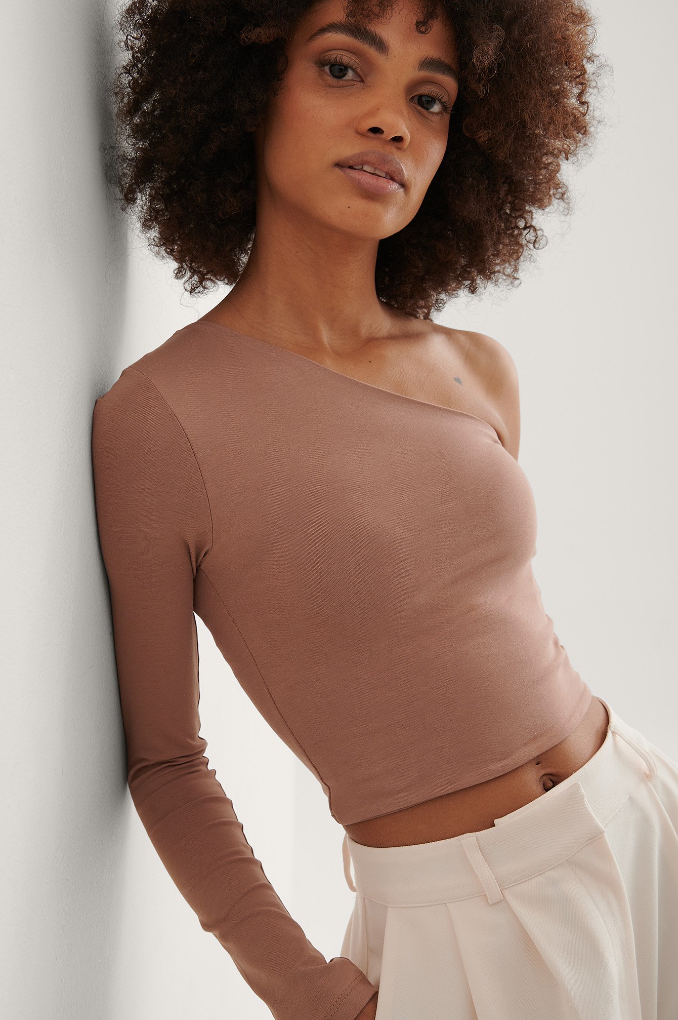 Puff Sleeve One Shoulder Top Beige | na-kd.com