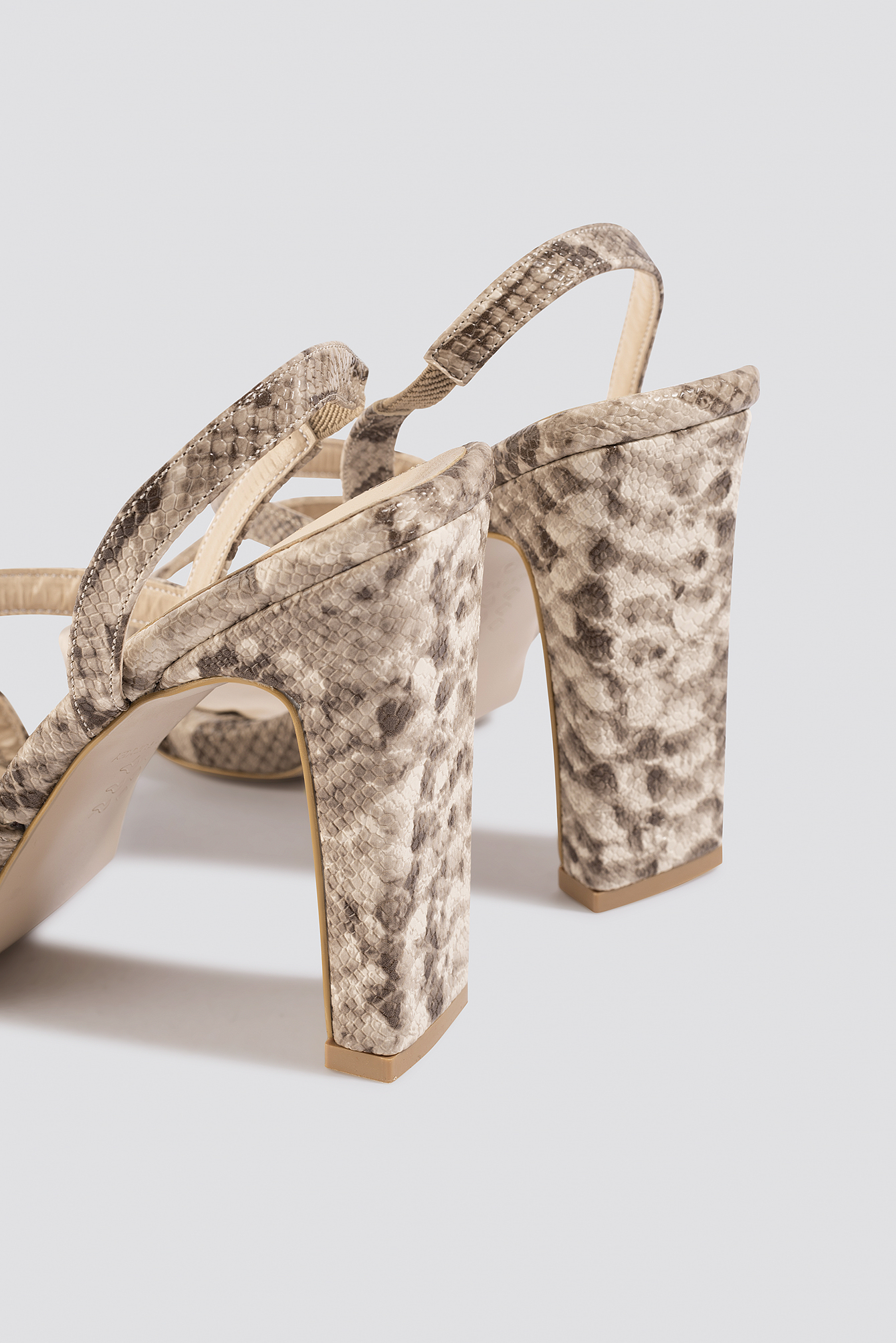 Snake Pattern High Heels Beige | na-kd.com