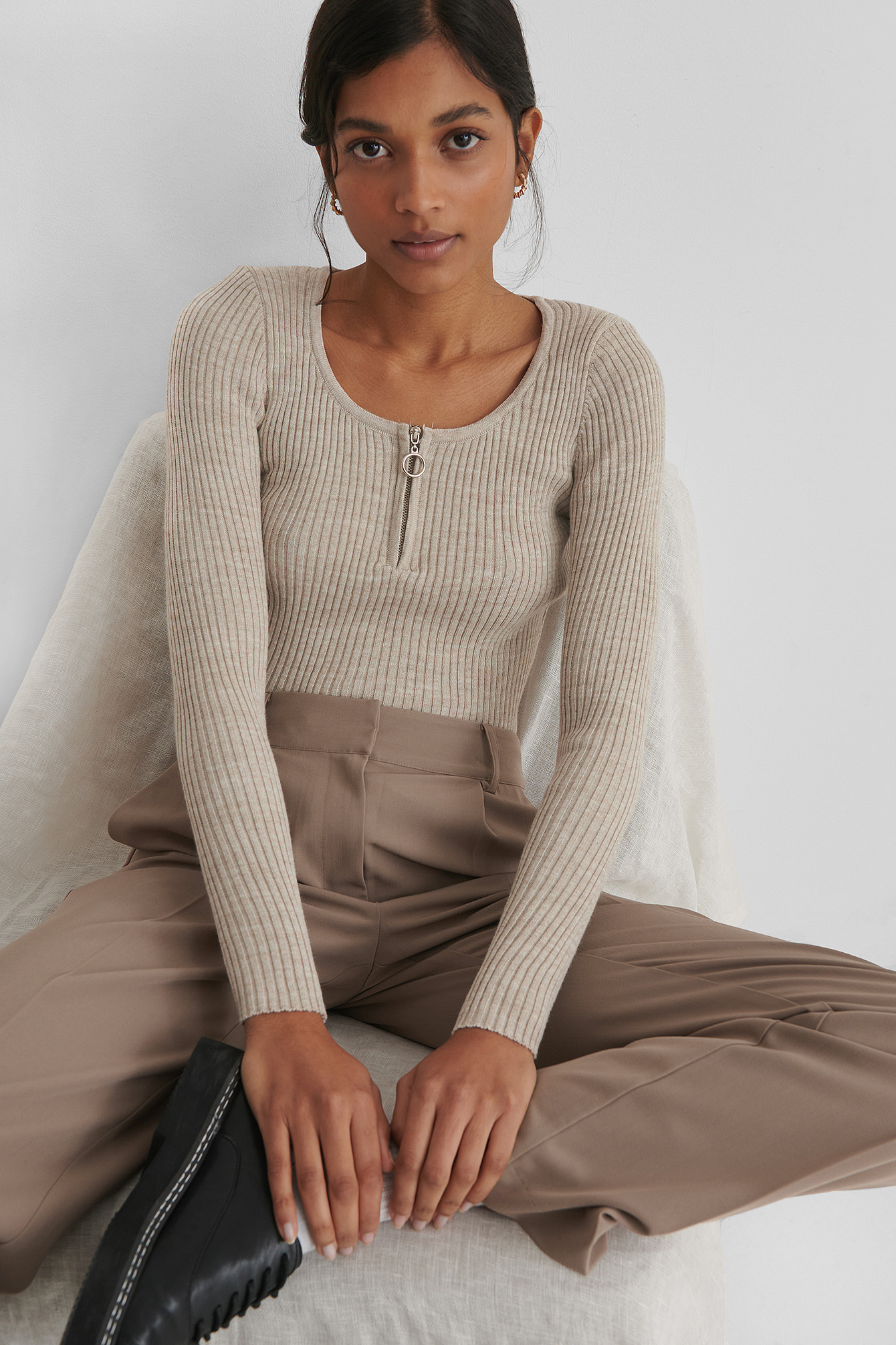 Zippered Knit Top Beige | NA-KD