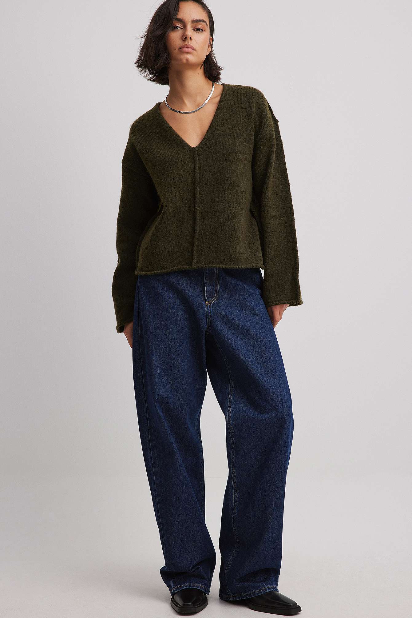 V-Neck Knitted Sweater Green | NA-KD