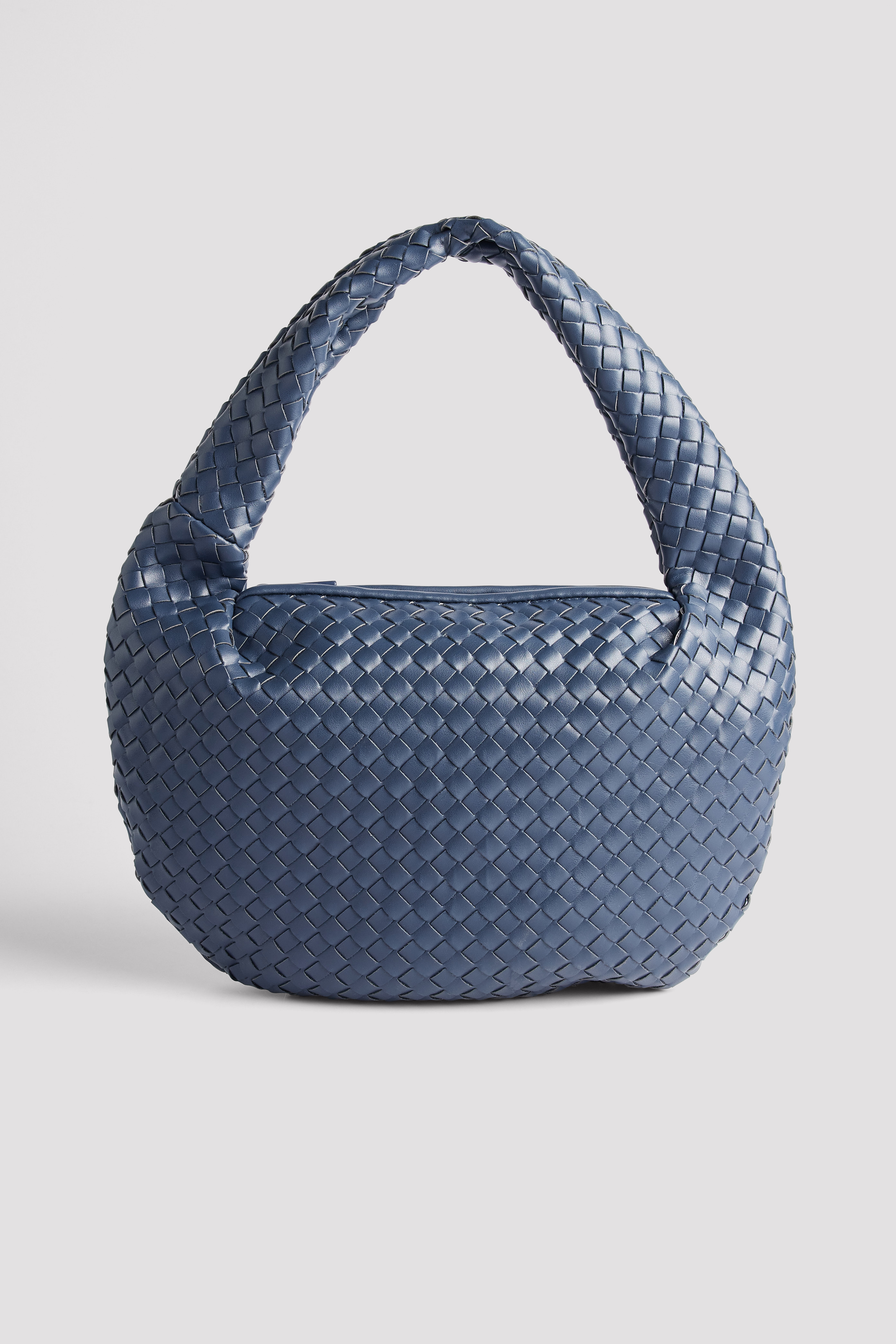Woven Rounded Shoulder Bag Blue | NA-KD