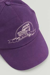 Cap Purple | NA-KD