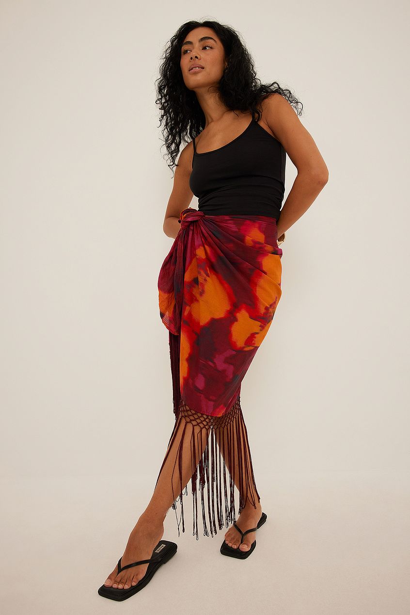 Are Sarongs in Style in 2023? - Wear Next.