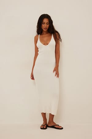 Ribbed Knitted Deep Back Dress Offwhite | NA-KD