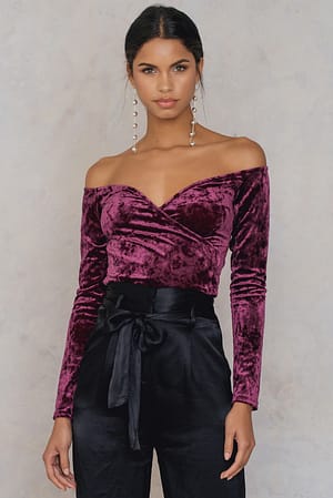 Velvet Off Shoulder Top Purple | NA-KD