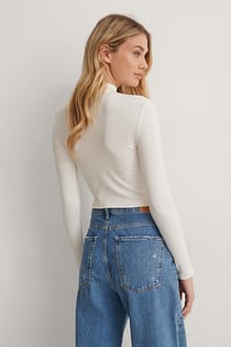 Zip Detail Top Offwhite | NA-KD