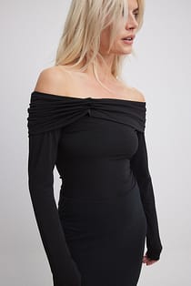 Off Shoulder Top Black | NA-KD