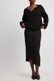 Overlap Front Slit Midi Skirt Black | NA-KD