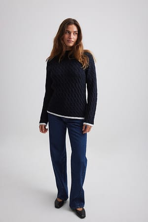 Round Neck Knitted Sweater Blue | NA-KD