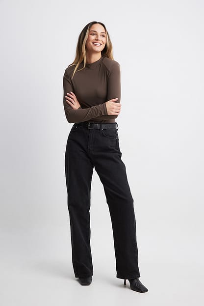 Sharp Shoulder Body Brown | NA-KD