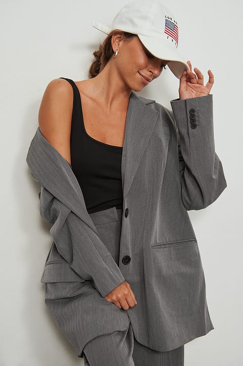 Back Slit Suit Pants Grey | NA-KD
