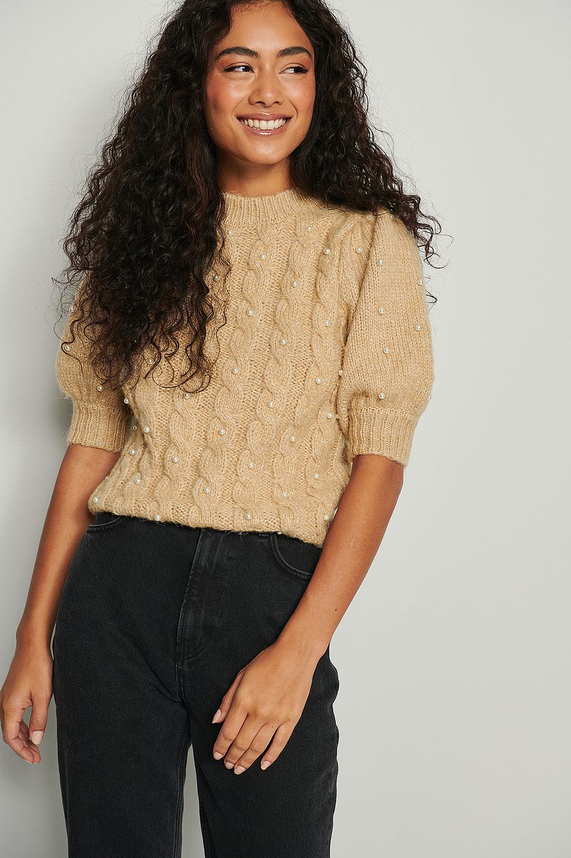 Strickpullover mit Puffärmeln und Perlenverzierung Beige | na-kd.com