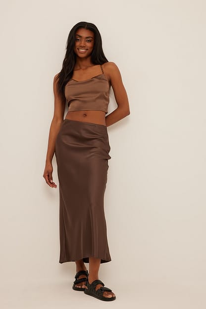Waterfall Front Satin Singlet Brown | na-kd.com