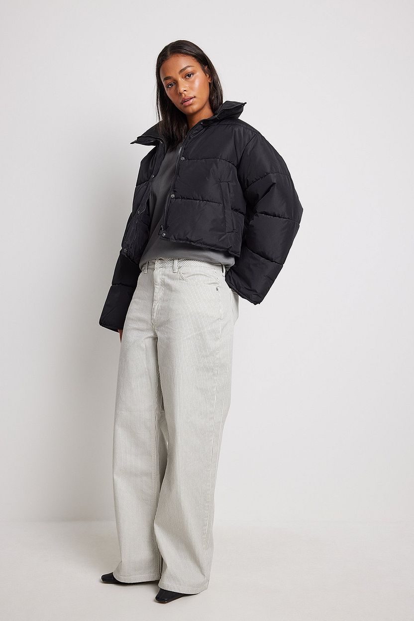 Recycled Short Padded Press Button Jacket Black | NA-KD