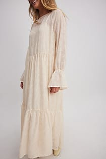 Structured Dot Flowy Dress Offwhite | NA-KD