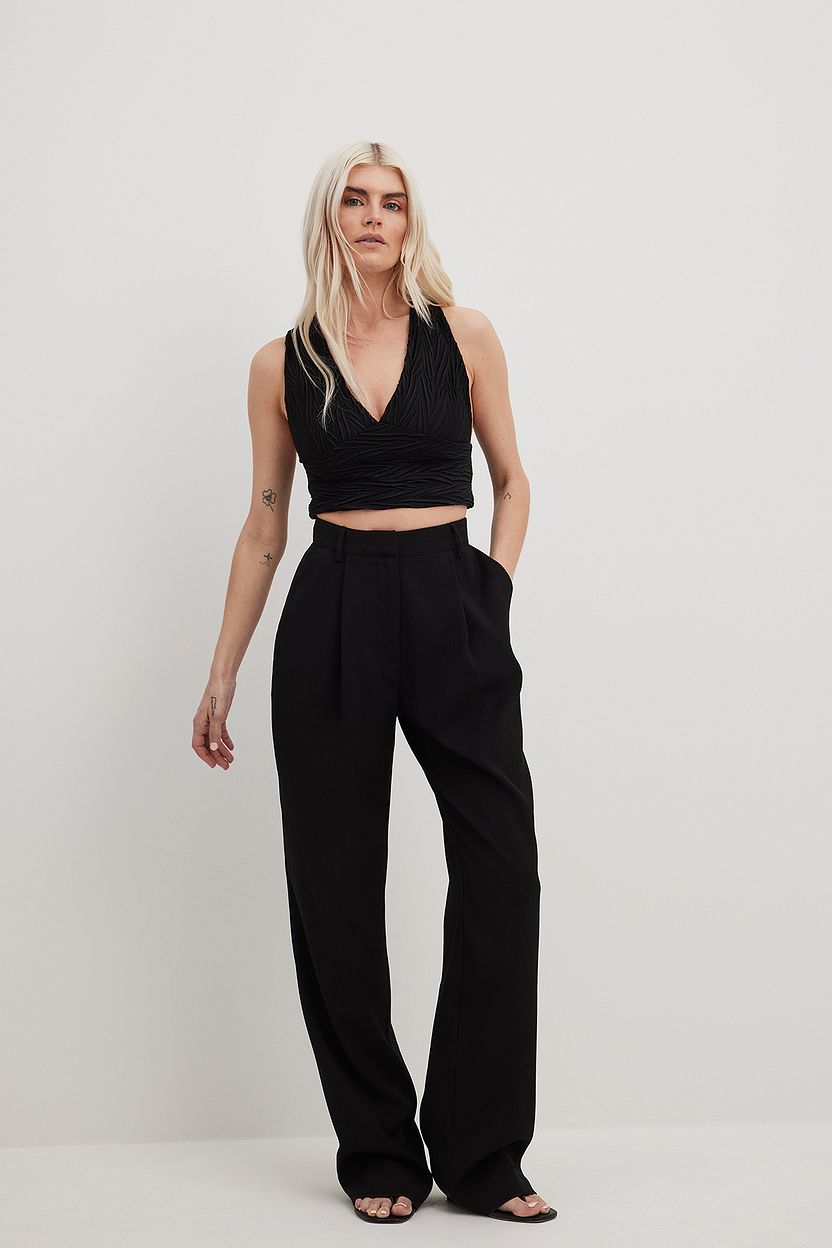 Structured Fitted Top Black | NA-KD