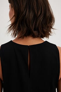 Structured Shell Top Black | NA-KD