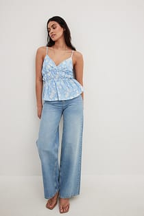 V-neck Structured Singlet Blue | NA-KD